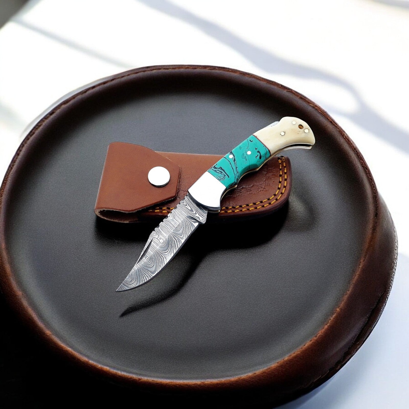 Damascus Pocket Knife - Resin & Bone Handle, 3" Blade – Nona and Papa Gifts
